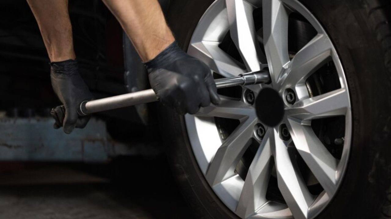 Como colocar a calota no carro: um guia prático e completo - Blogaragem ...