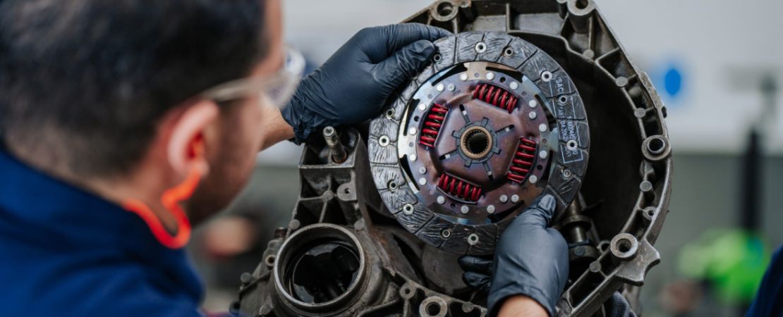 Como trocar a embreagem do carro com acionamento por cabo - Blogaragem ...